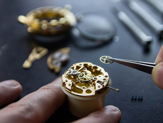 Expert Watch Movement Overhaul Services | Watchmakers Since 1946